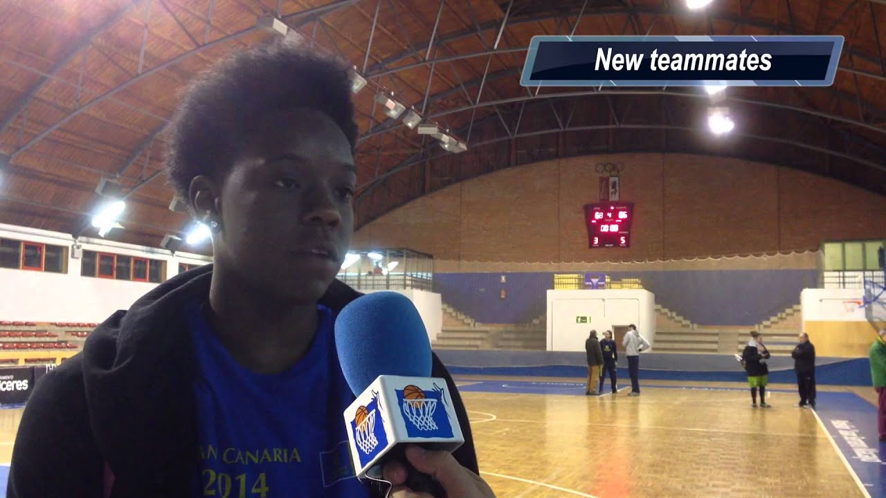 J14: Samarie Walker makes her debut with GC.COM - YouTube