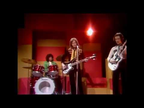 PILOT - MAGIC ( OFFICIAL VIDEO) - YouTube