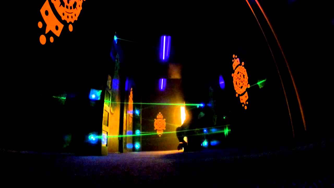 Fun Haven - Laser Maze - YouTube