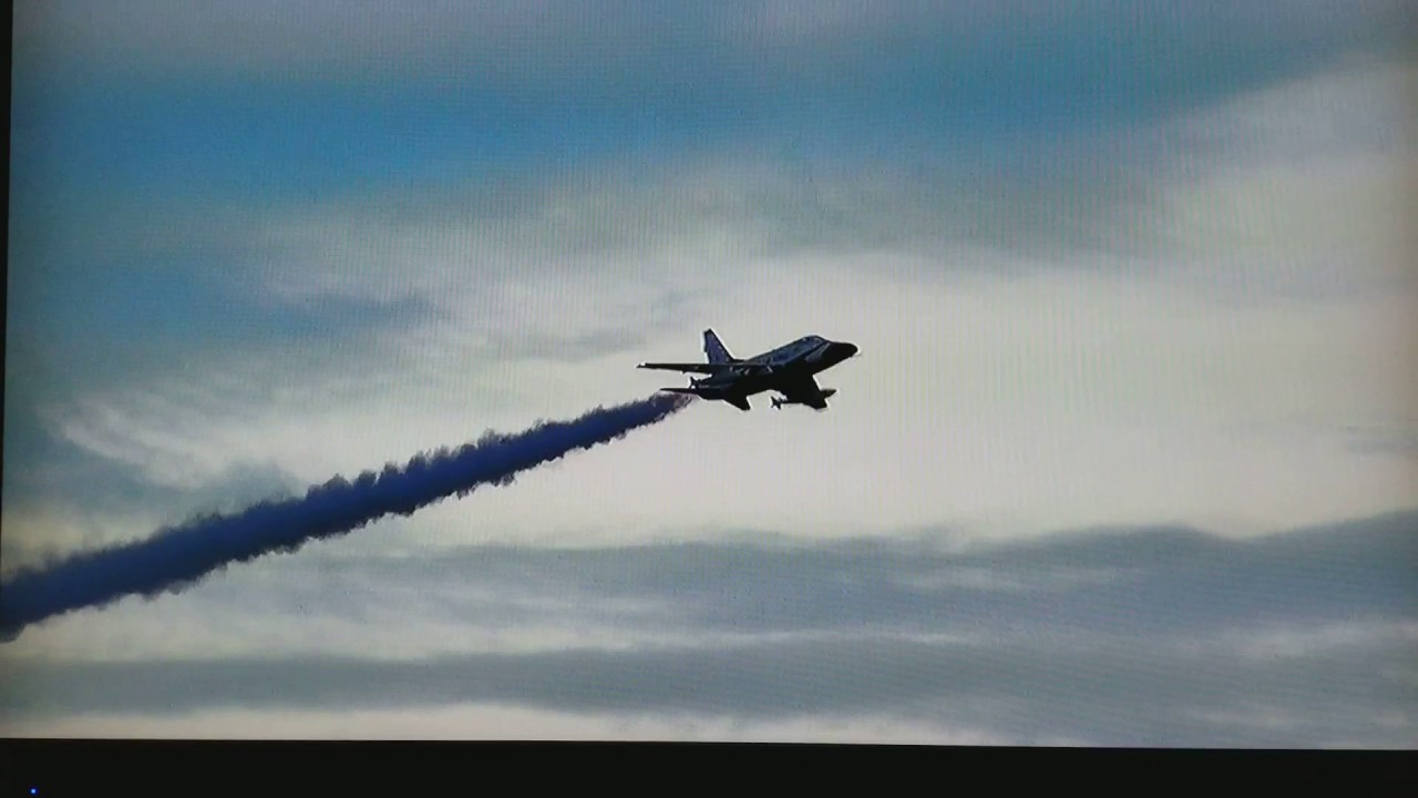 Greg Hames F100 Jets Over Kentucky 2017 - YouTube