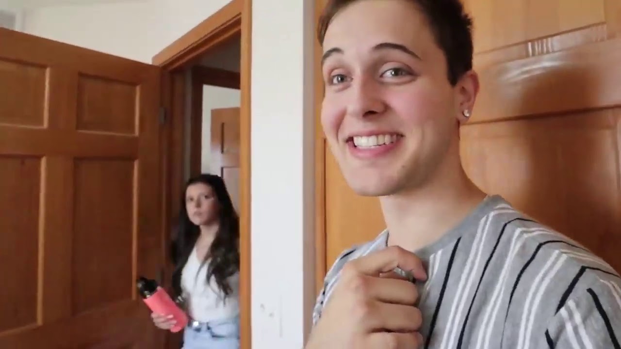 Cheating On My Girlfriend With Her Twin Sister Youtube