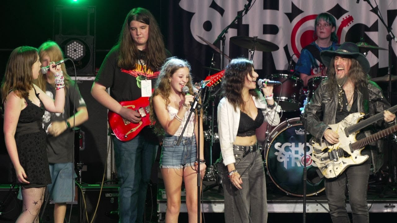 LED ZEPPELIN - Rock And Roll - BUMBLEFOOT WITH SCHOOL OF ROCK # ...