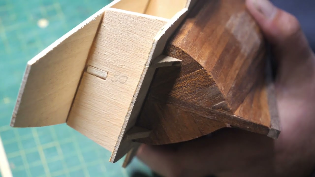 Red Dragon, Chinese Junk, Part 6, Planking the upper deck. - YouTube