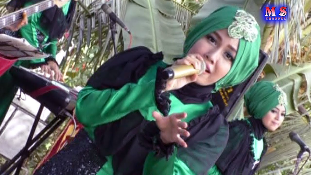 QOSIDAH NIDA RIA SEMARANG LIVE KAMULYAN BANTARSARI - YouTube