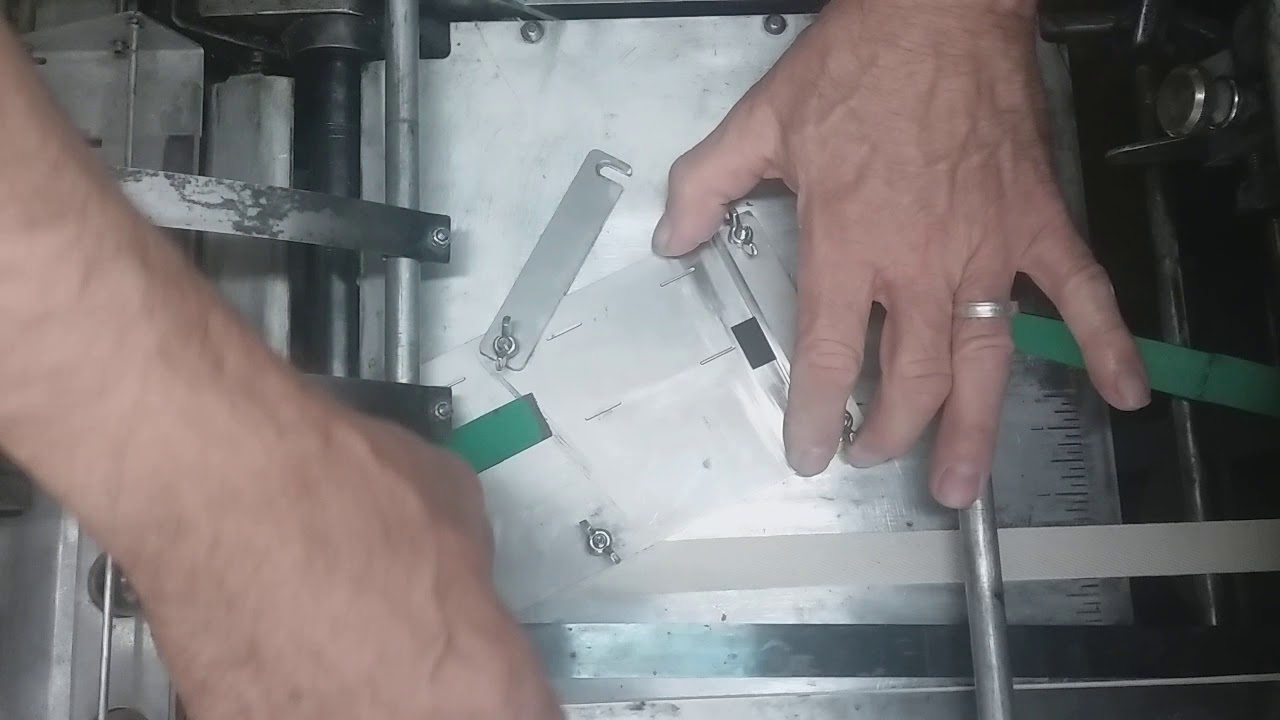 Bonding process on Habasit MAT 02H tape/belting material - Video #1 ...