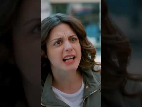 Dizi Çekimini Gerçek Sandı🤣 - İlişki Durumu Karışık #shorts