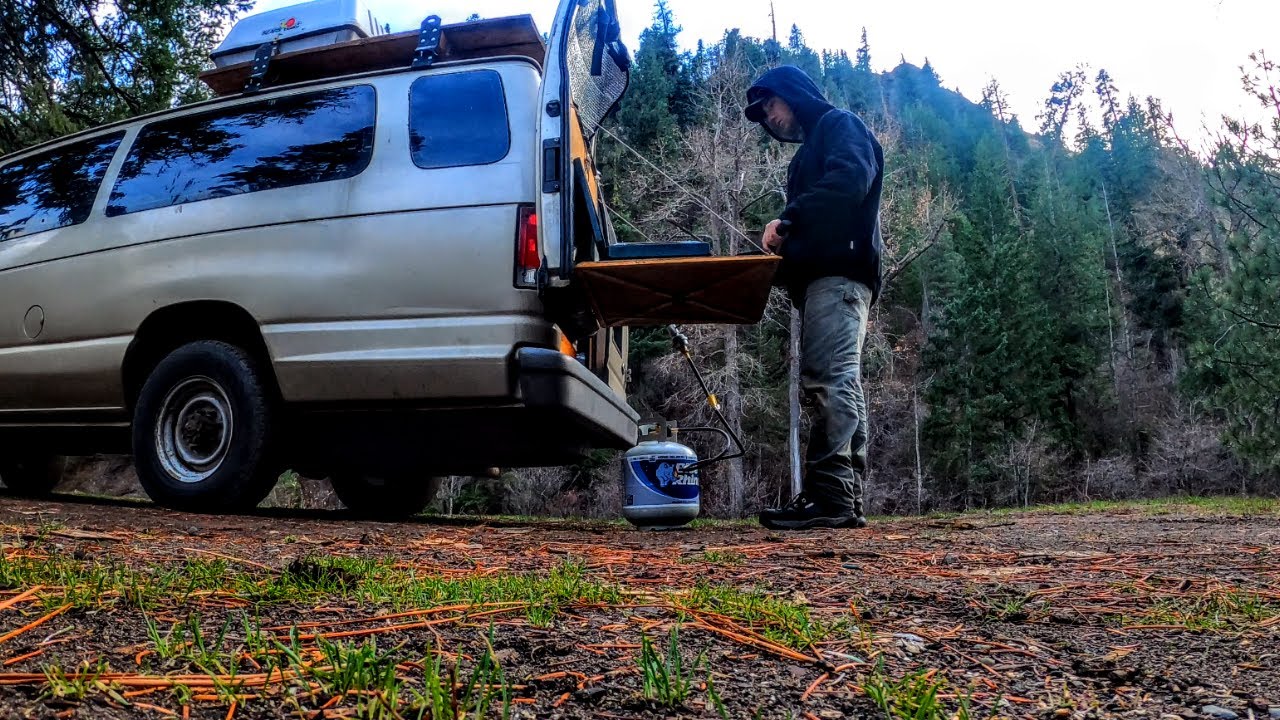 Van Life In The PNW Mountains | Hiking And Stovetop Pizza - YouTube