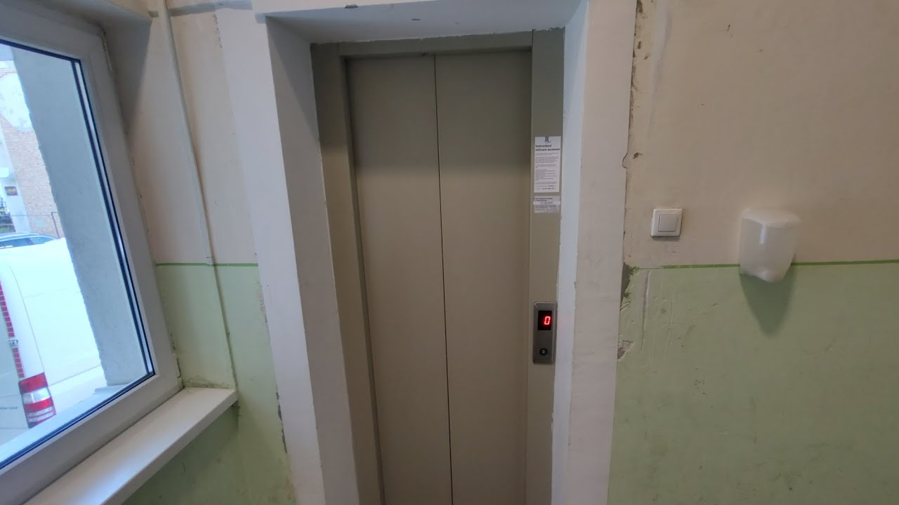 MP IFMA Traction Elevator @ Strada Kossuth Lajos 24, Miercurea-Ciuc ...