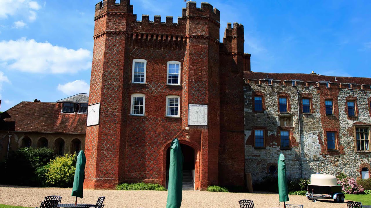 History of Farnham Castle - YouTube