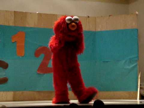 Elmo Tap Dancing - YouTube