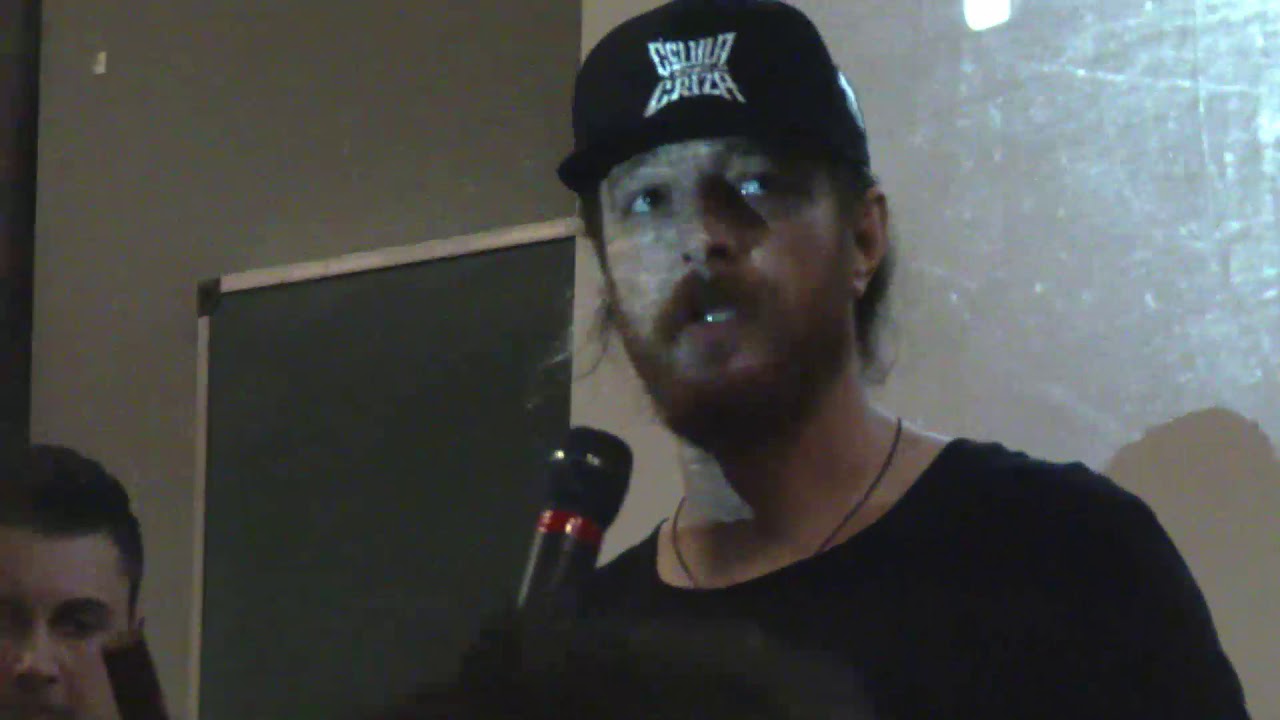 Arhitecti & Subcarpati canta la caval - YouTube