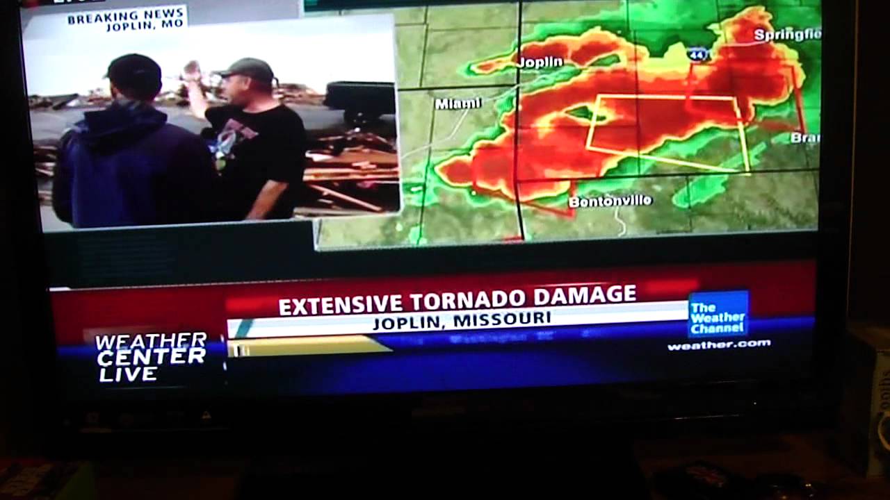 Weather Guy Crying In Joplin Live On Air. - YouTube
