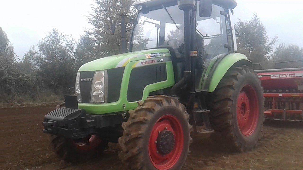 Tractor Chery Chile - YouTube