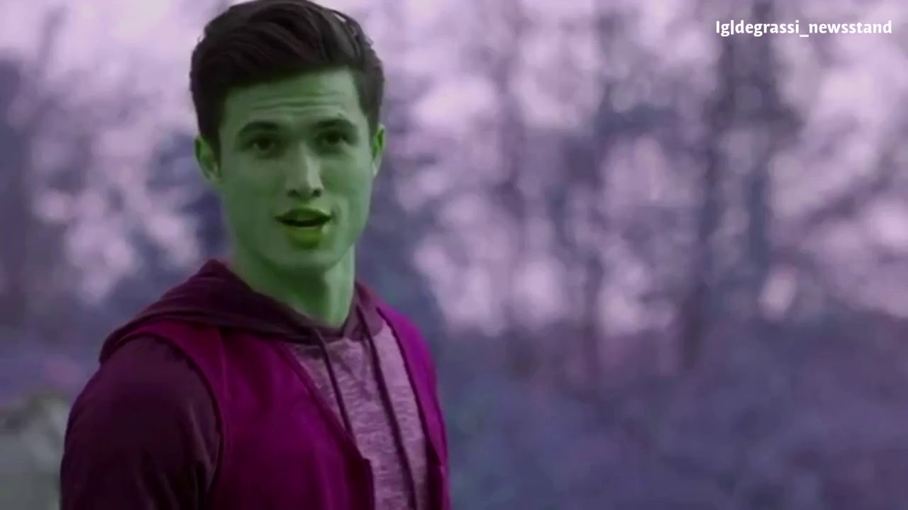 Reggie mantle || believer - YouTube