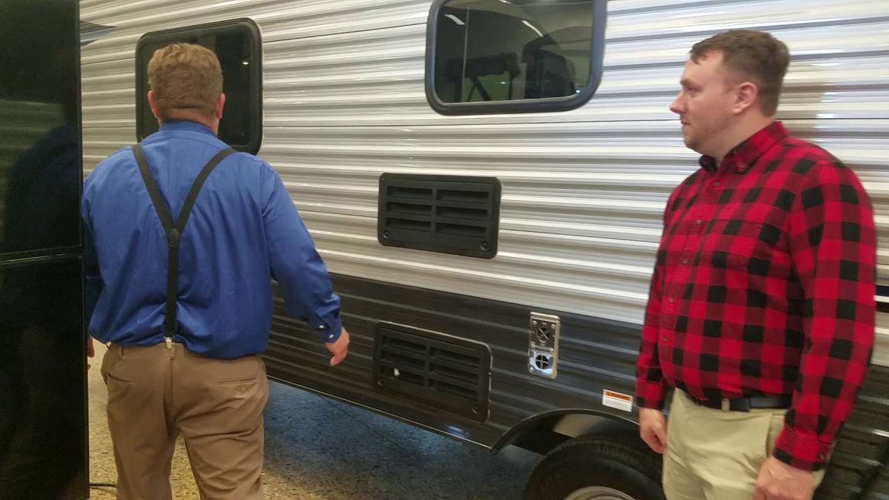 RV TIME- 2019 Springdale Mini 1700 FQ Walkaround - YouTube