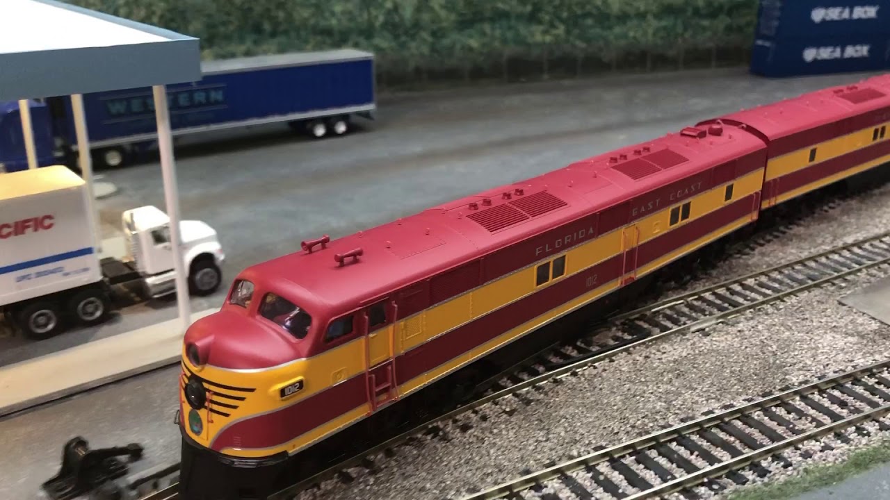 E7 proto 2000 FEC with loksound select decoder installed - YouTube