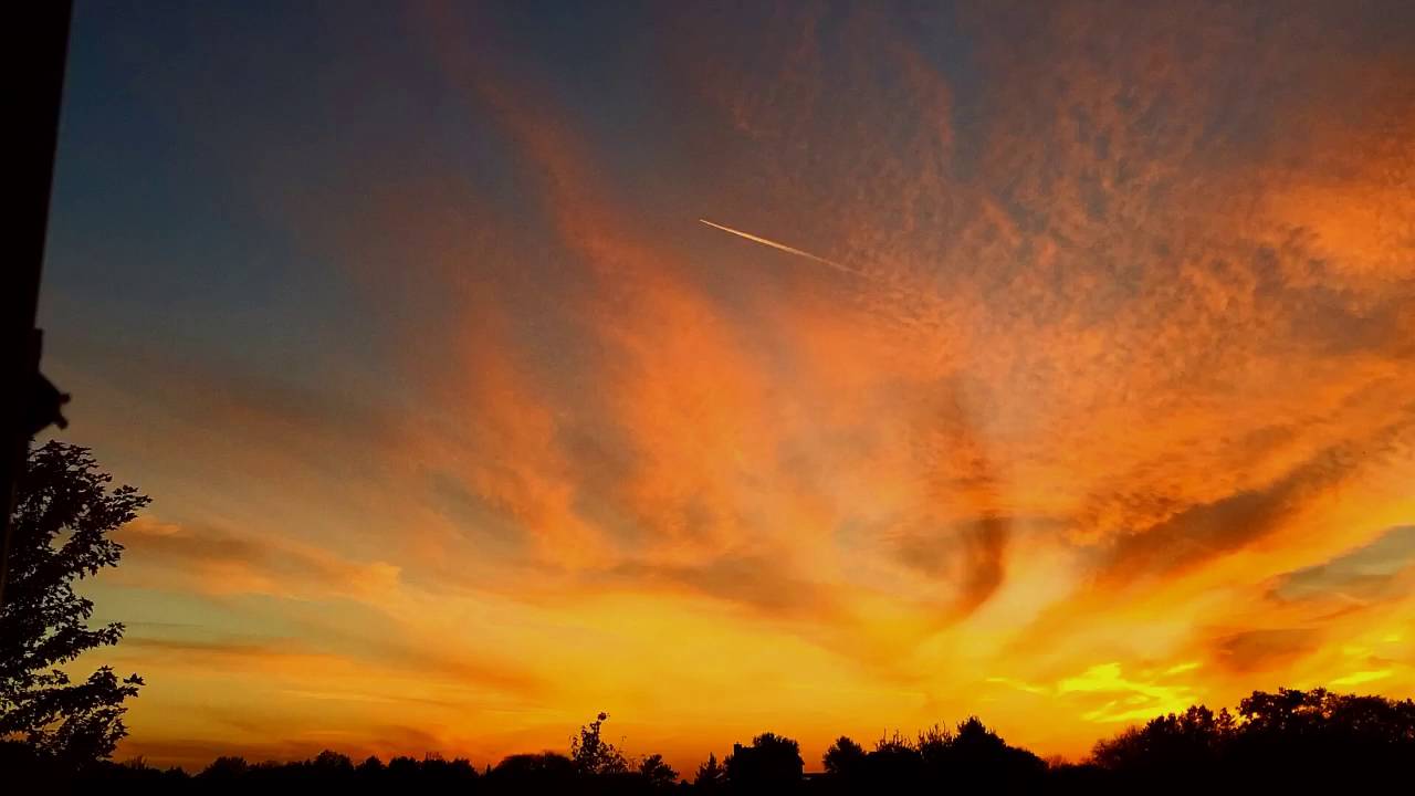 10/13 flickering sun Minnesota - YouTube