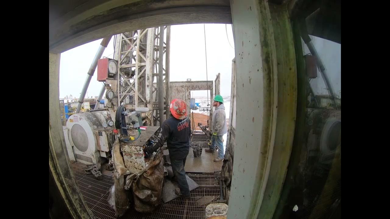Drilling connection on a spud rig - YouTube