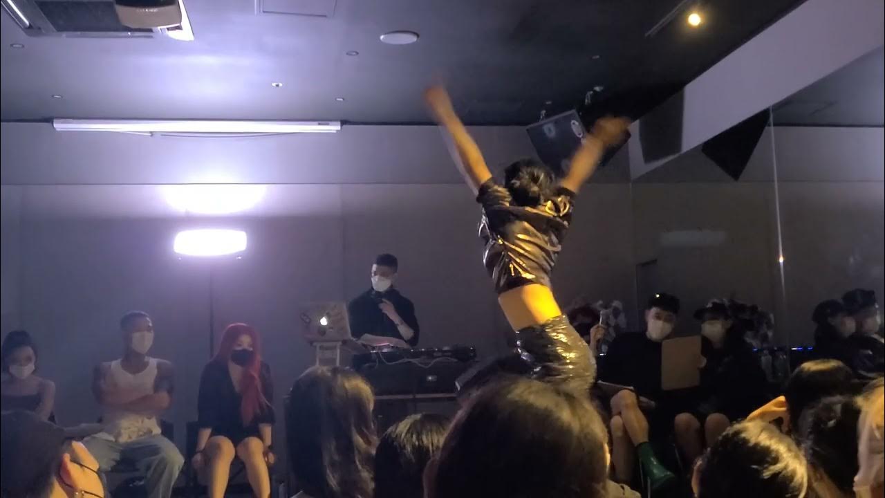 Waacker's night vol.11 busan - Round of 4 - Queentaa vs Waackxxxy - YouTube