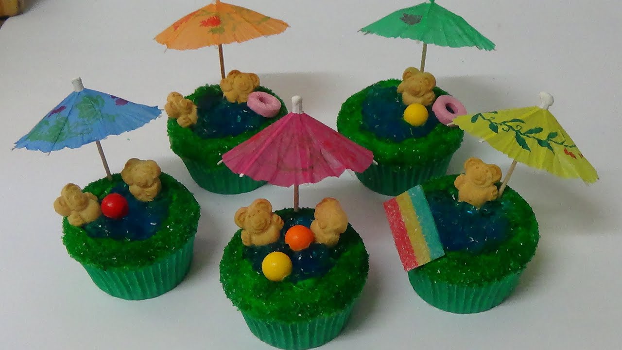 teddy bear pool party - YouTube