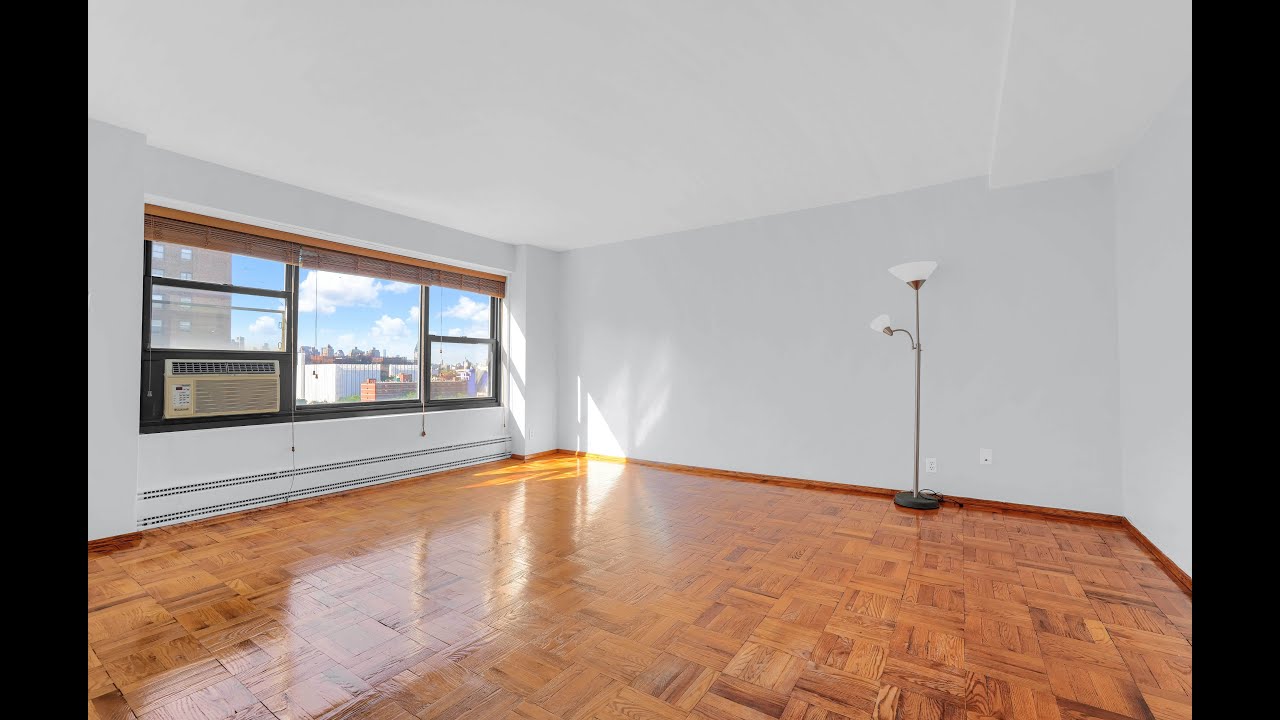 Gorgeous One Bedroom Co-op at Queensview - YouTube