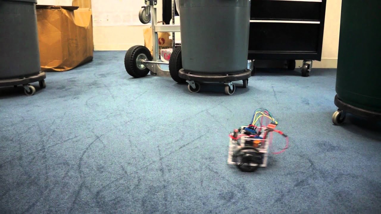 The sweet little robot that works - YouTube