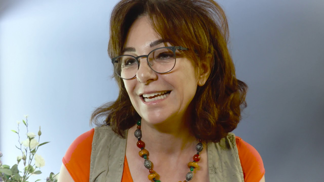 Témoignage de Laila - YouTube