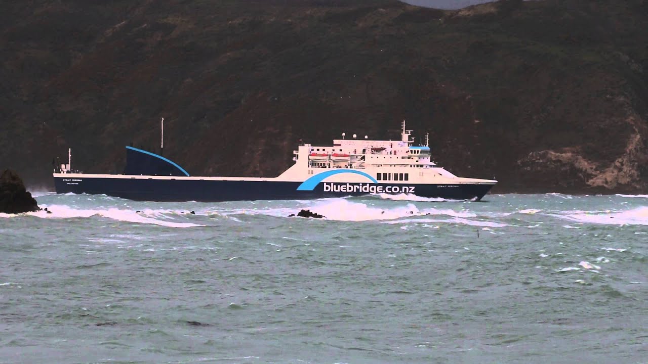 Bluebridge , Strait Feronia - YouTube
