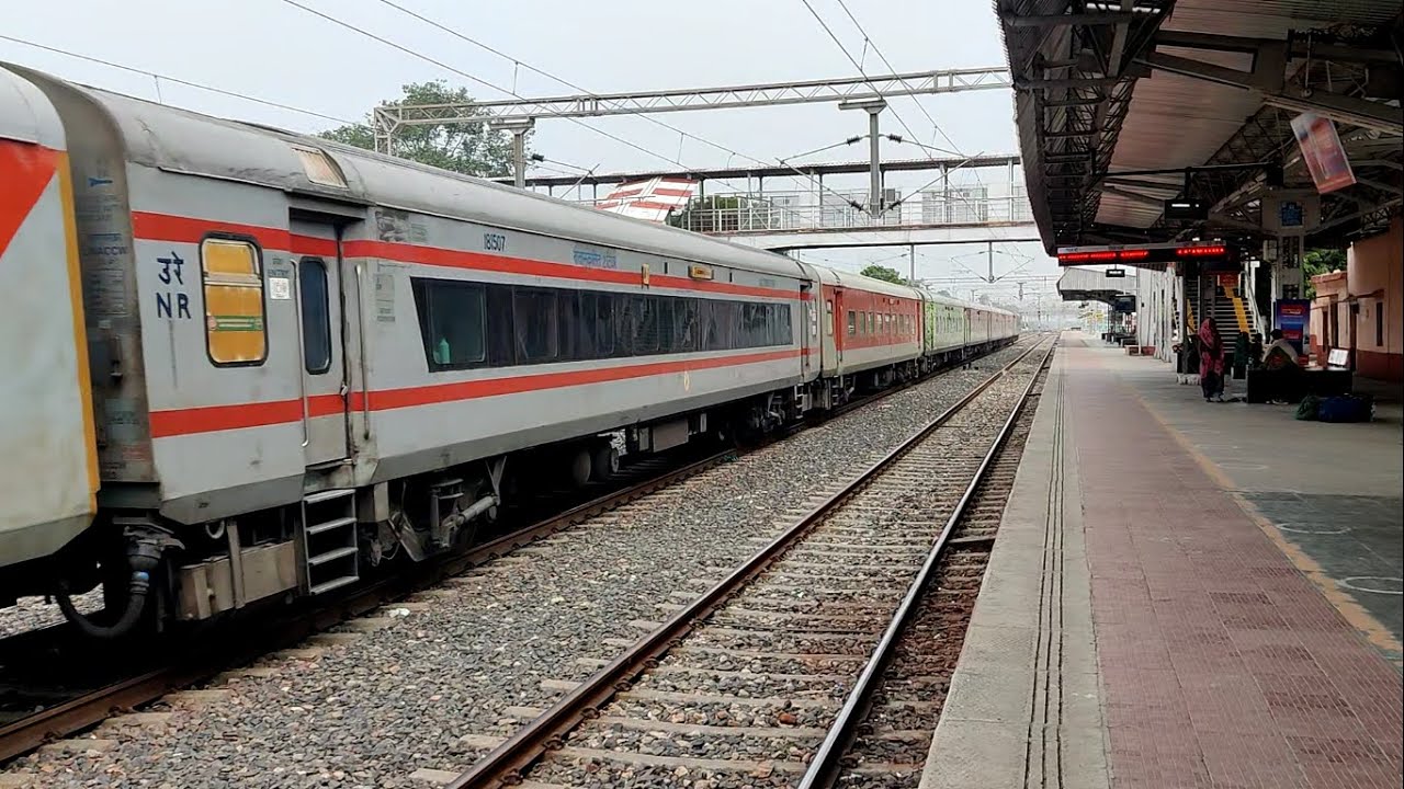 India's Longest Rajdhani | TVC Rajdhani With New Grey LHB || Indian ...