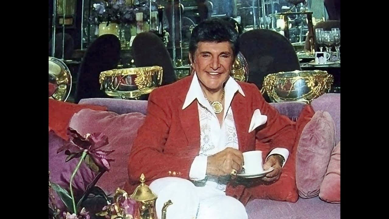Lifestyles of the Rich and Famous: Liberace's six homes and museum ...