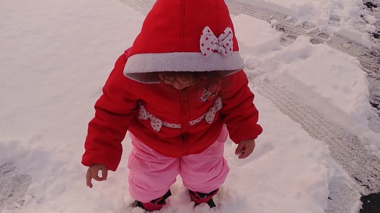 Hat / Snow montage! - YouTube