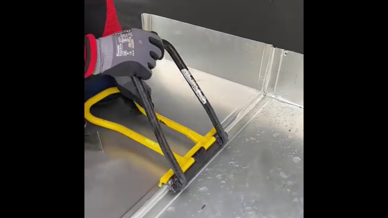 Uginox Blechdach gefalzt - YouTube