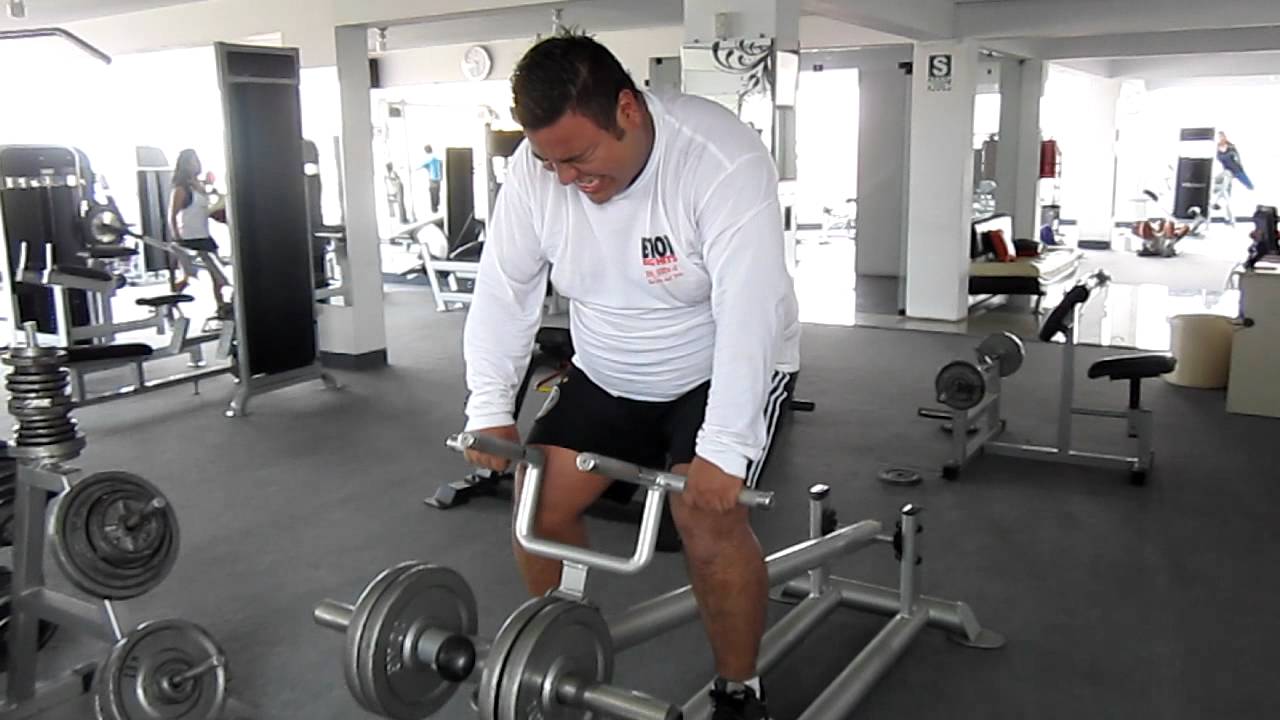 pullover con remo y hammer - YouTube