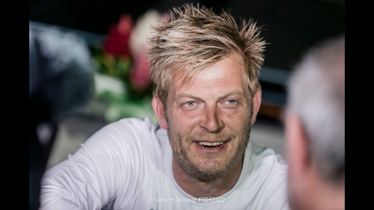 Arrivée d'Oliver Heer - Interview Ponton - YouTube