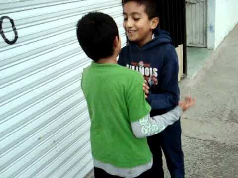 pelea de niños pandilleros - YouTube