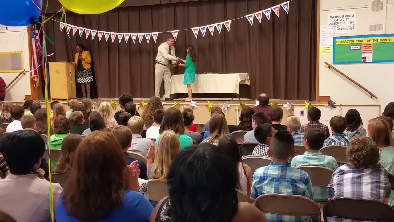 Isabella 5th grade graduation - YouTube