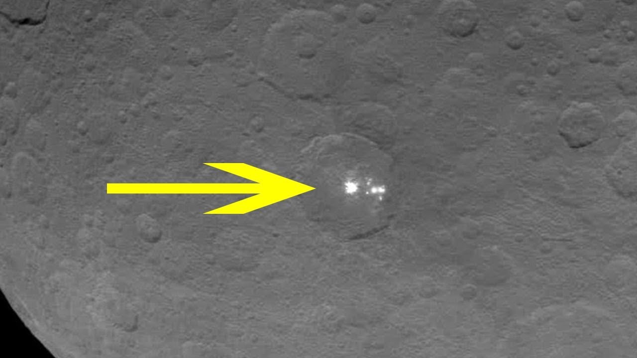 The MYSTERIOUS Light Flashes on The Moon We STILL Can’t Figure Out ...