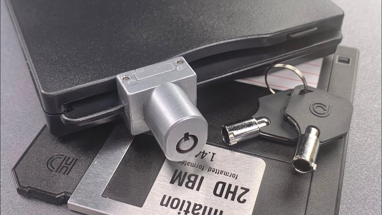 [1226] 1980’s Cyber Security — “Floppy Lock” Picked - YouTube