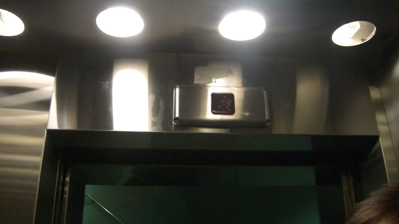 Nice Old mod. KONE (mb Schindler) Traction Scenic Elevators/Lifts ...