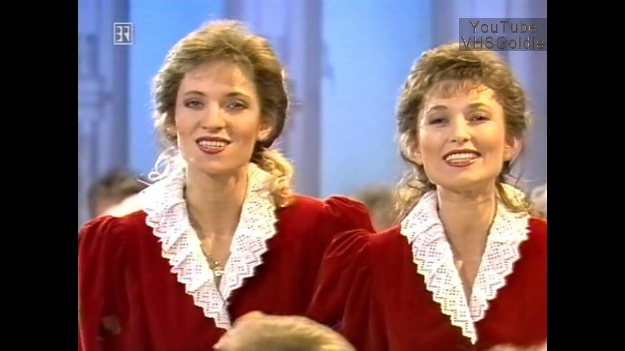 Inge & Maria - I wünsch mir a bisserl Herz - 1995 - YouTube