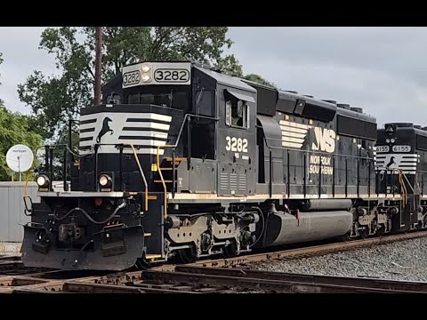 Fostoria, OH: NS 3282 leads this coil car train. - YouTube