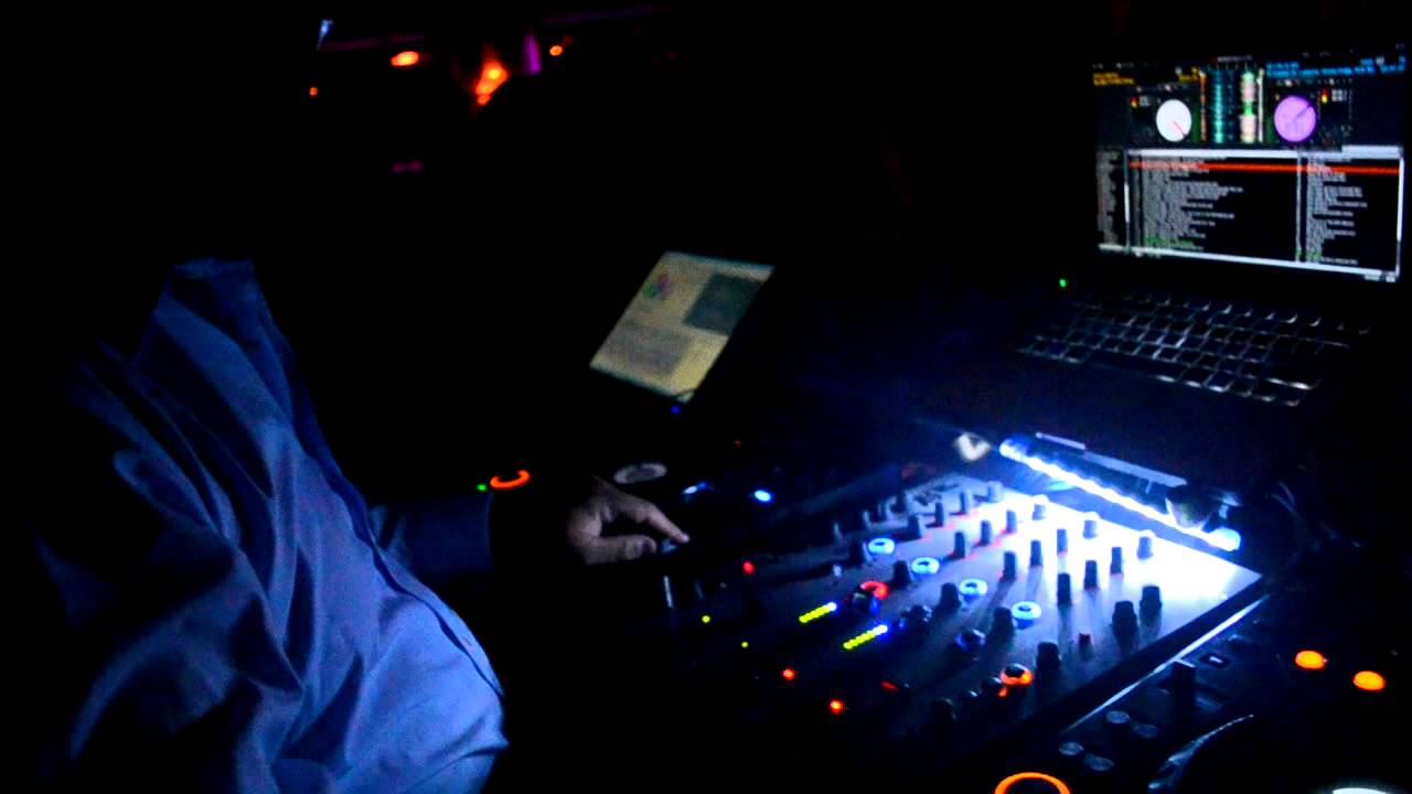 DJ DIONY ALMONTE @ GOLD FASHION CLUB - YouTube