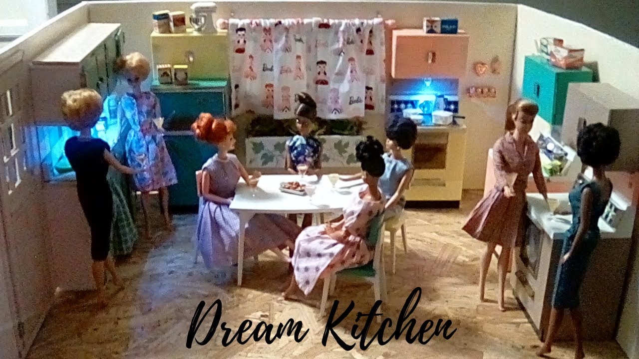 Deluxe Reading Dream Kitchen Build ~ Kitchen Construction - YouTube