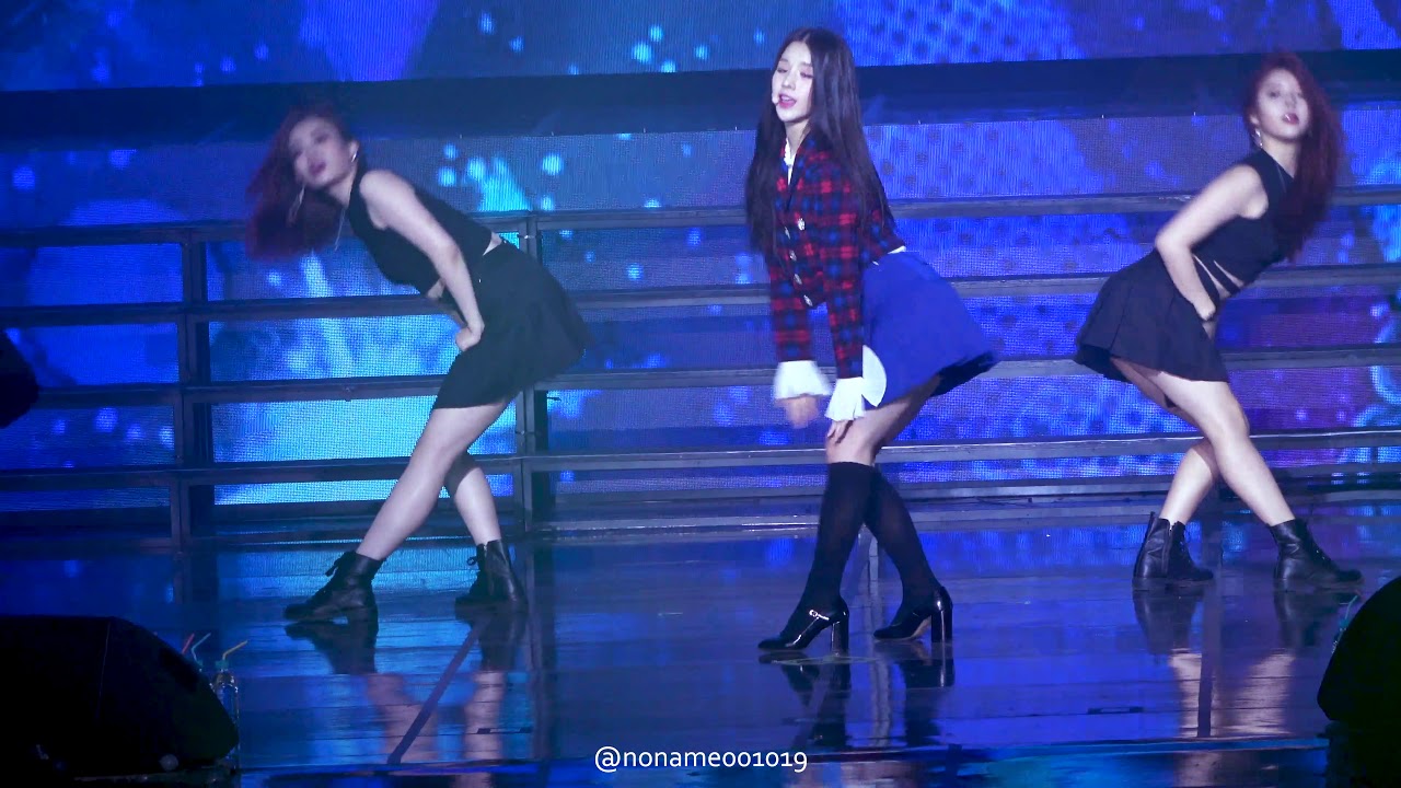 180819 LOONAbirth 이달의 소녀 ViViD 희진 HeeJin 직캠 Cam - YouTube