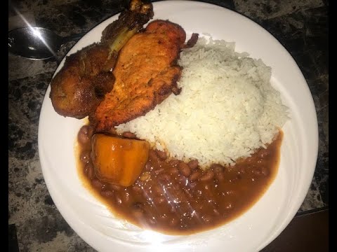 COOKING| Making White Rice, Beans & Fried Chicken w. Mami !!!! - YouTube