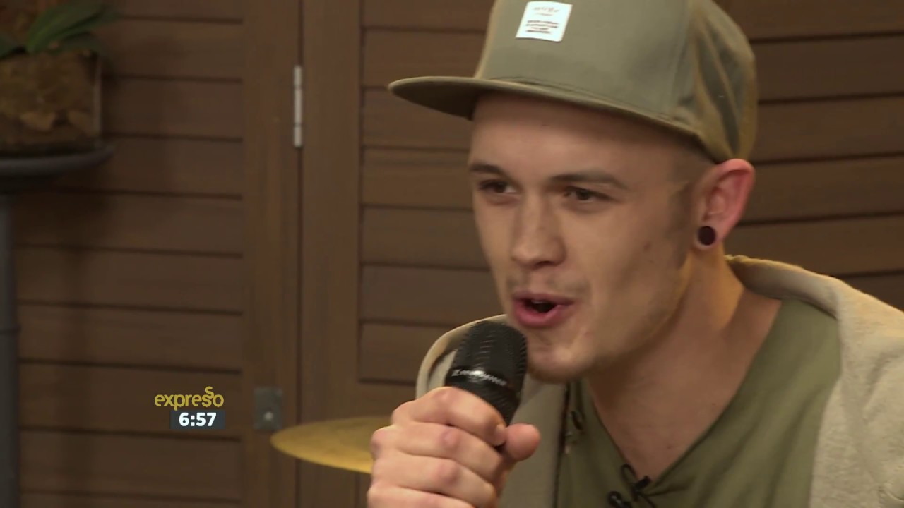 Shaun Tait performs 'Verlief in ’n sekonde' - YouTube