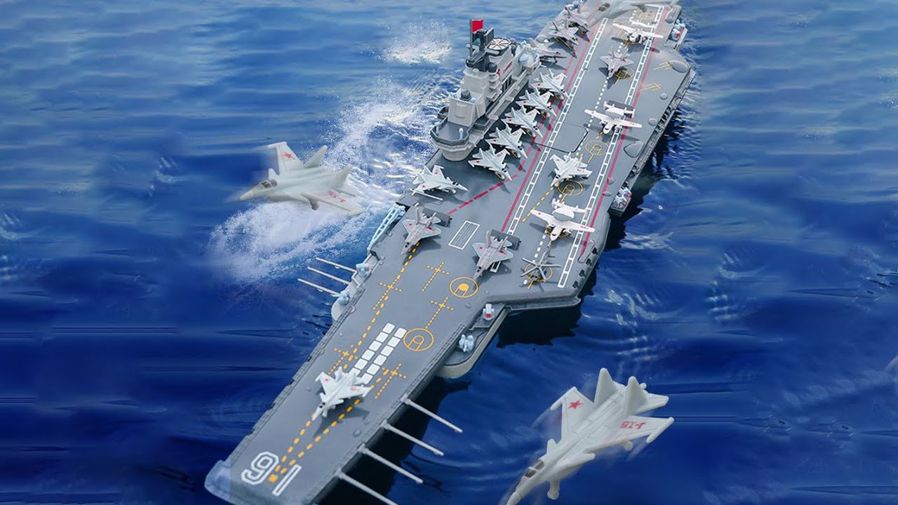Large 4 Channels RC Aircraft Carrier Toy, Battleship Toy Model Boat JY ...