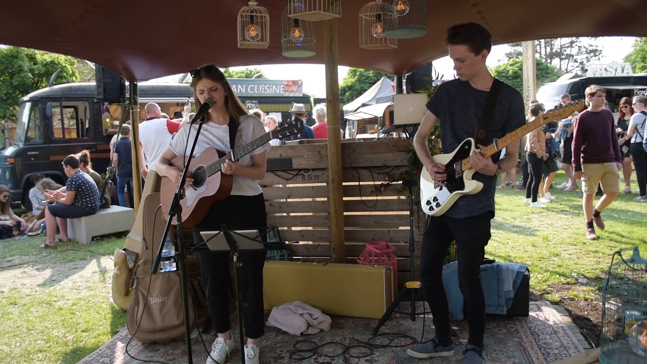 Lisa Castelli ft Toon Luyten - Home - YouTube