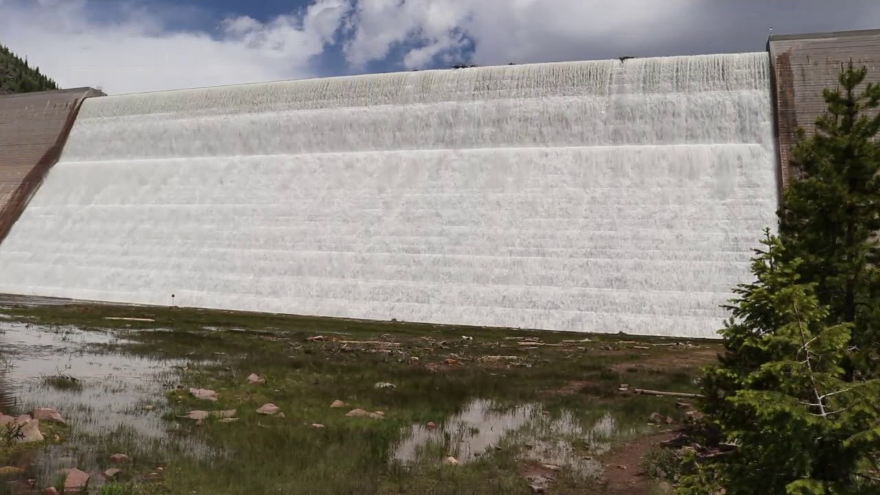 Dam overflows! Upper Stillwater in the Uintahs and bull moose sighting ...