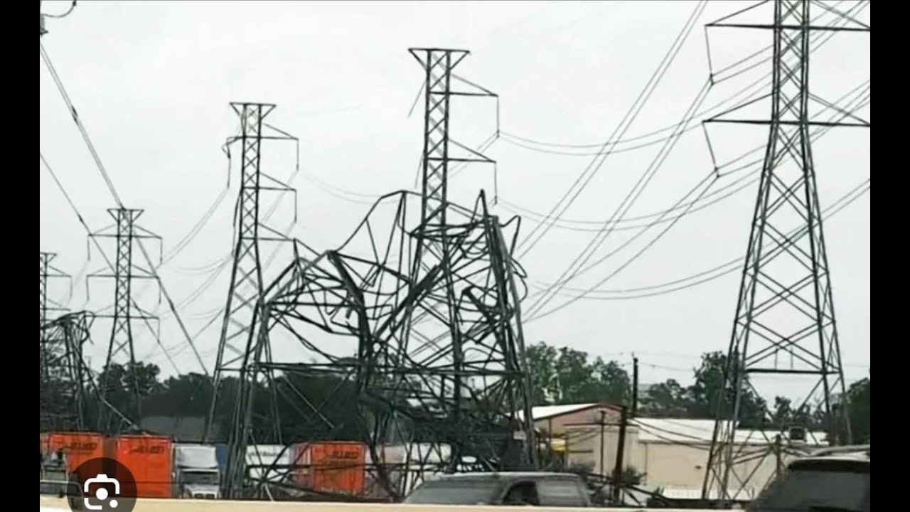 Apocalyptic Scenes Out of Houston, Severe Weather Hits, Texas, Illinois ...